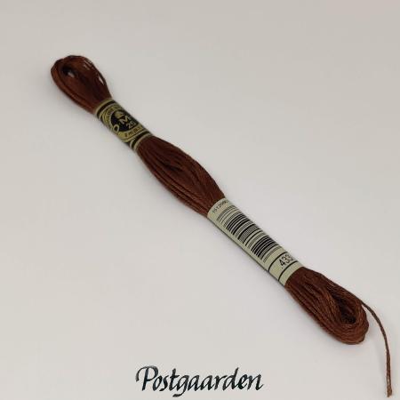 DMC Broderigarn 433 - Medium Brown - POSTGAARDEN | Patchwork- , Strik ...